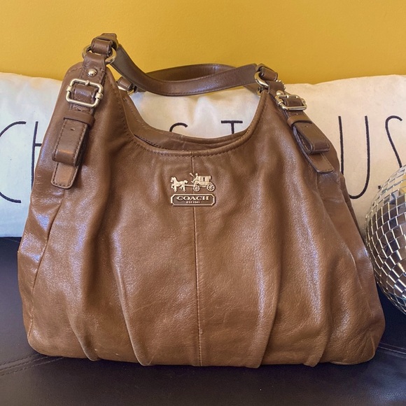 Coach | Bags | Coach Maggie Leather Hobo Shoulder Bag | Poshmark